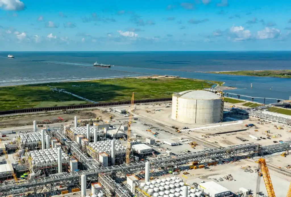 Venture Global’s Calcasieu Pass LNG facility earns investment-grade ...